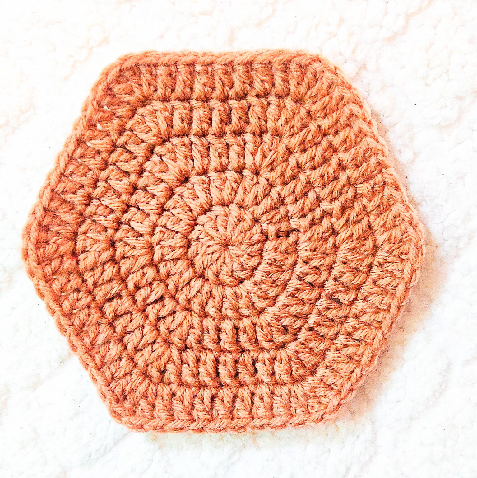 How to Make a Double Crochet Solid Hexagon without Gaps - Crochet ...