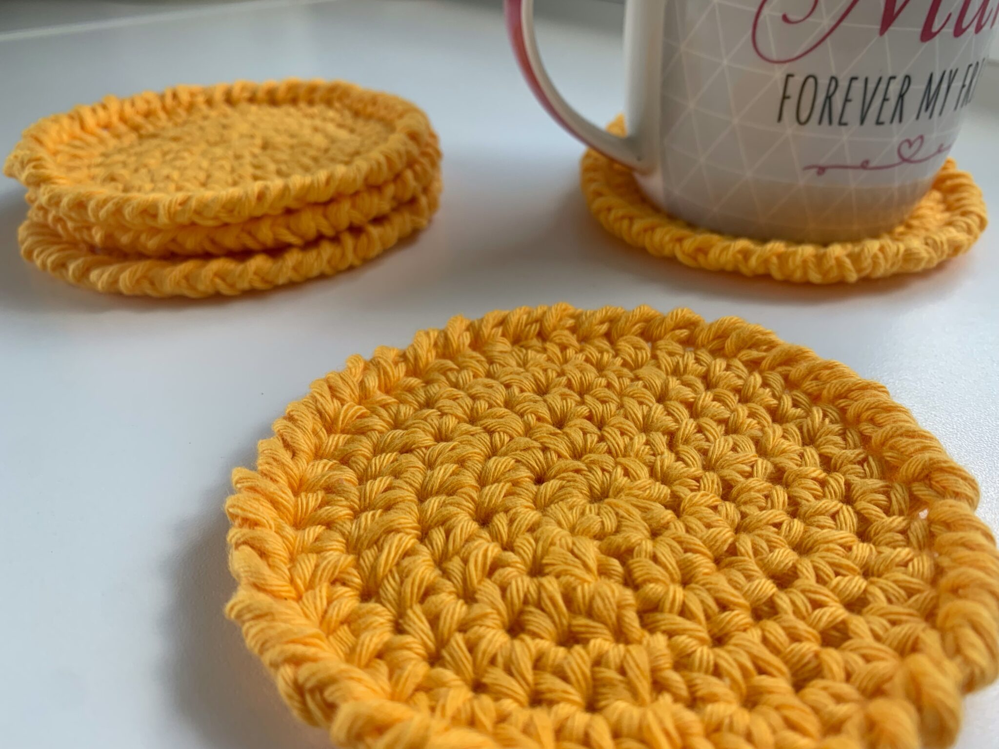 Easy Circle Coasters - Crochet Pattern Bonanza
